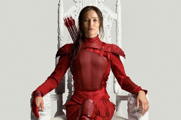 Jennifer Lawrence Owns the Throne on New ‘Mockingjay – Part 2’ Poster